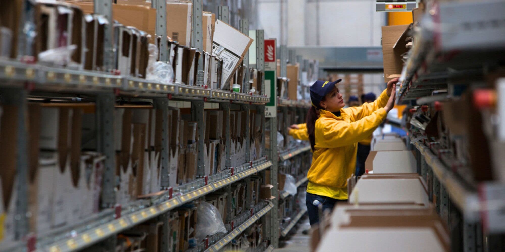 How to optimize e-commerce warehouse management